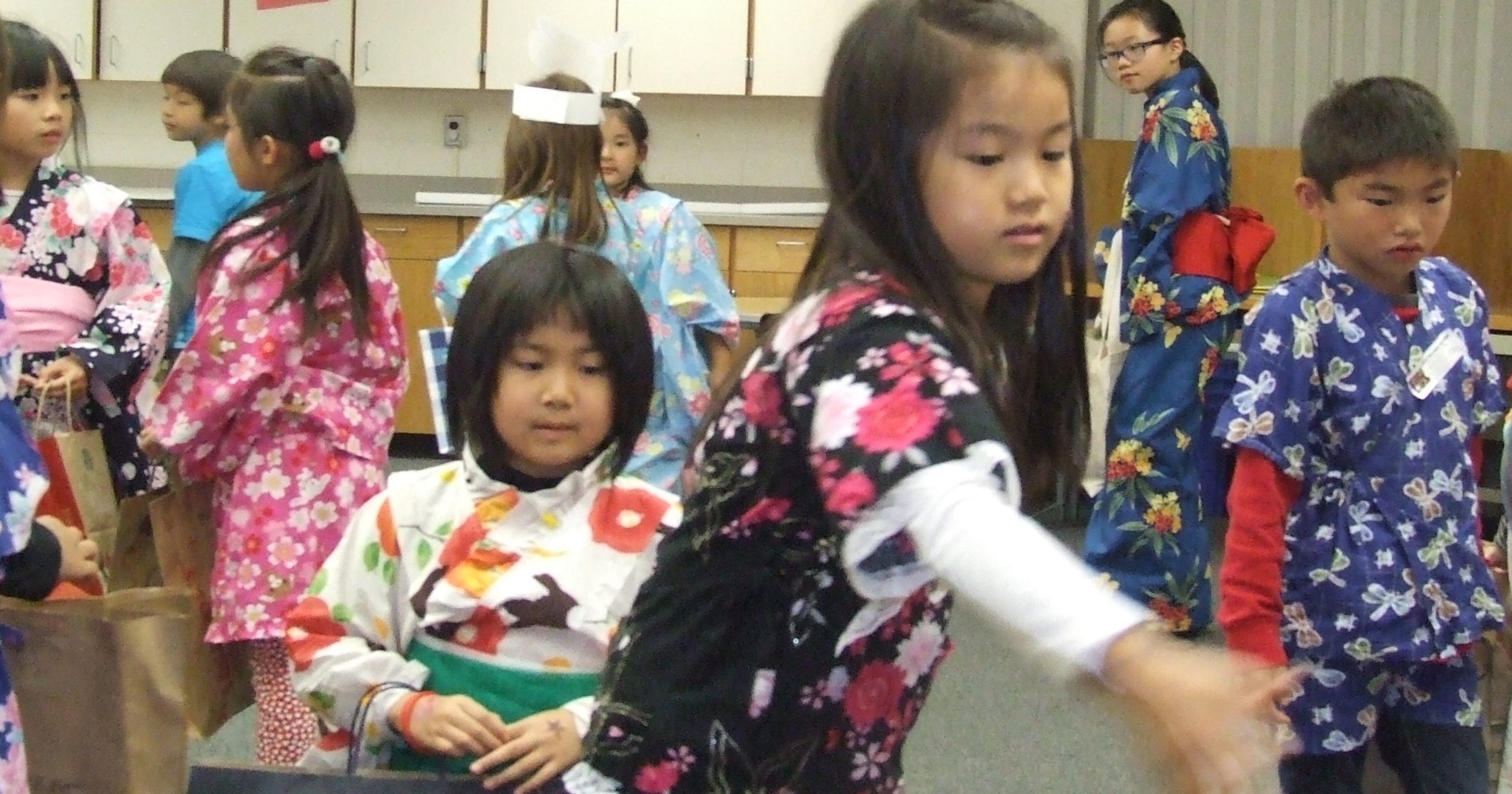 Festival marks fall's arrival at Livonia's Japanese immersion school