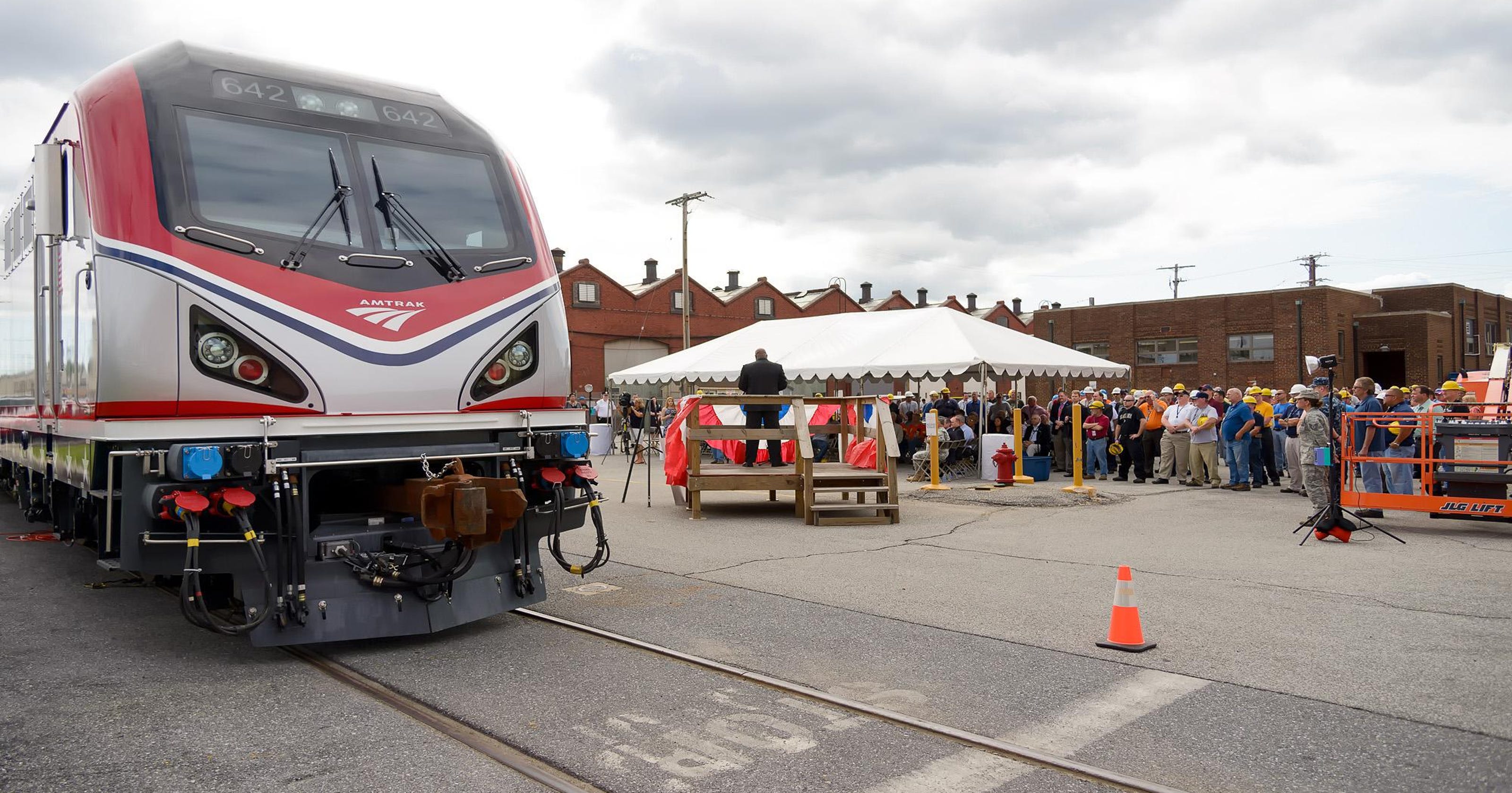 New Amtrak Locomotive Design