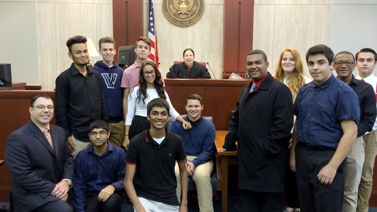 VHS mock trial students have winning argument