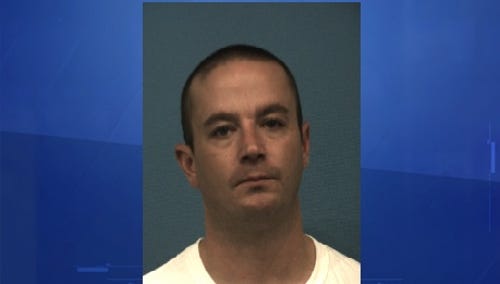 Former restaurant employee charged with burglary | kvue.com