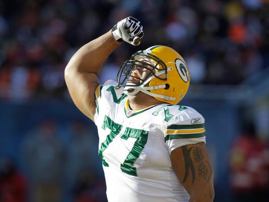 Controversial pain relief helps former Packers DL Cullen Jenkins