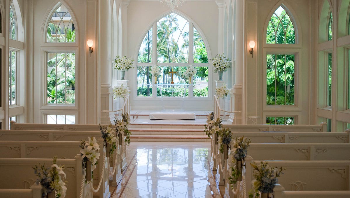 Budget-friendly hotels for your destination wedding