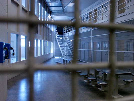 Phoenix looks for ways to save on jail costs as its tab from Maricopa ...