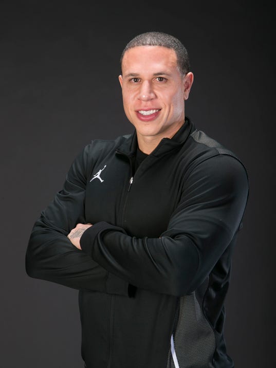 Big Schools Boys Basketball Coach of the Year: Shadow Mountain's Mike Bibby