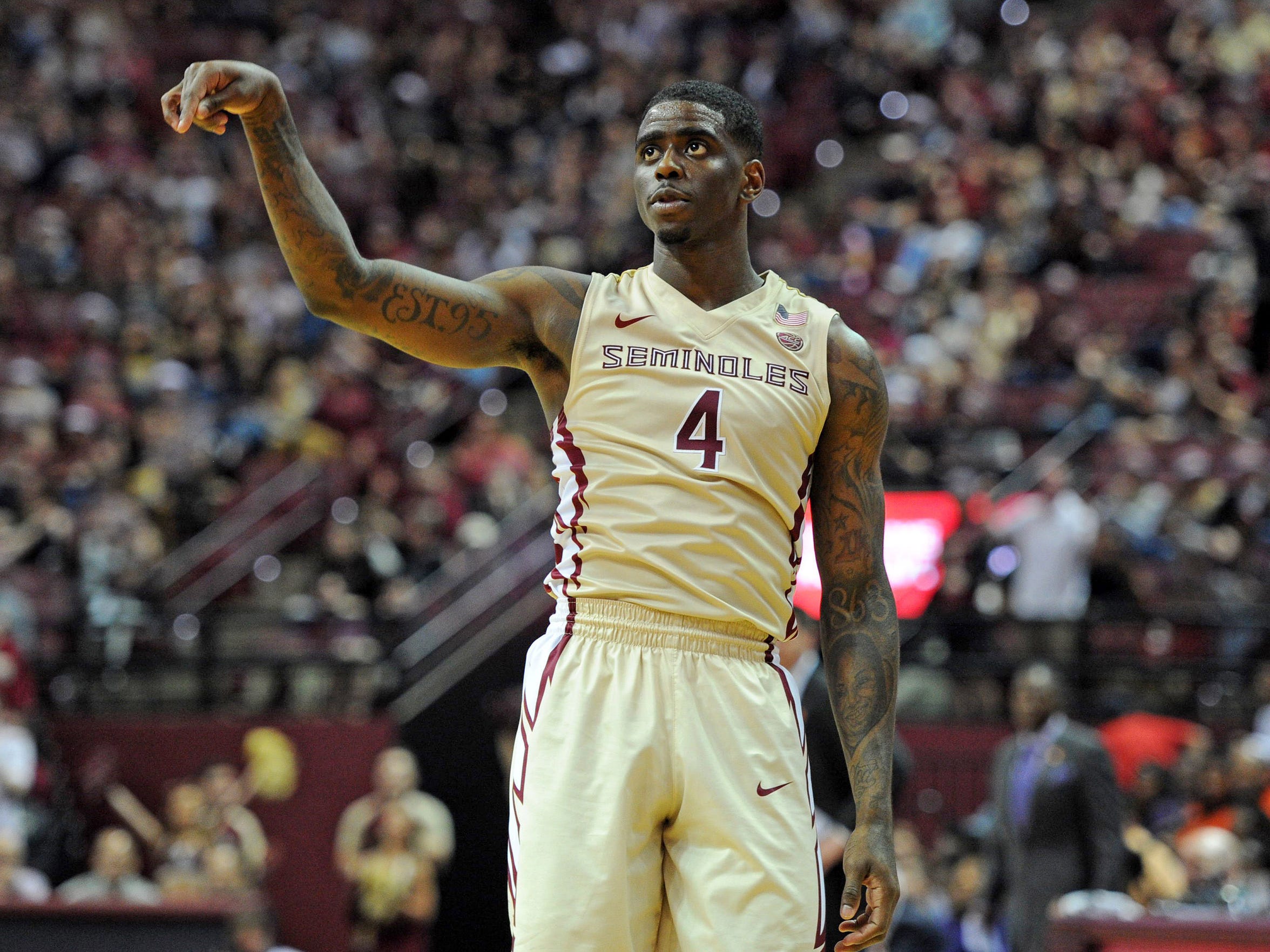 Dwayne Bacon goes pro after memorable sophomore year