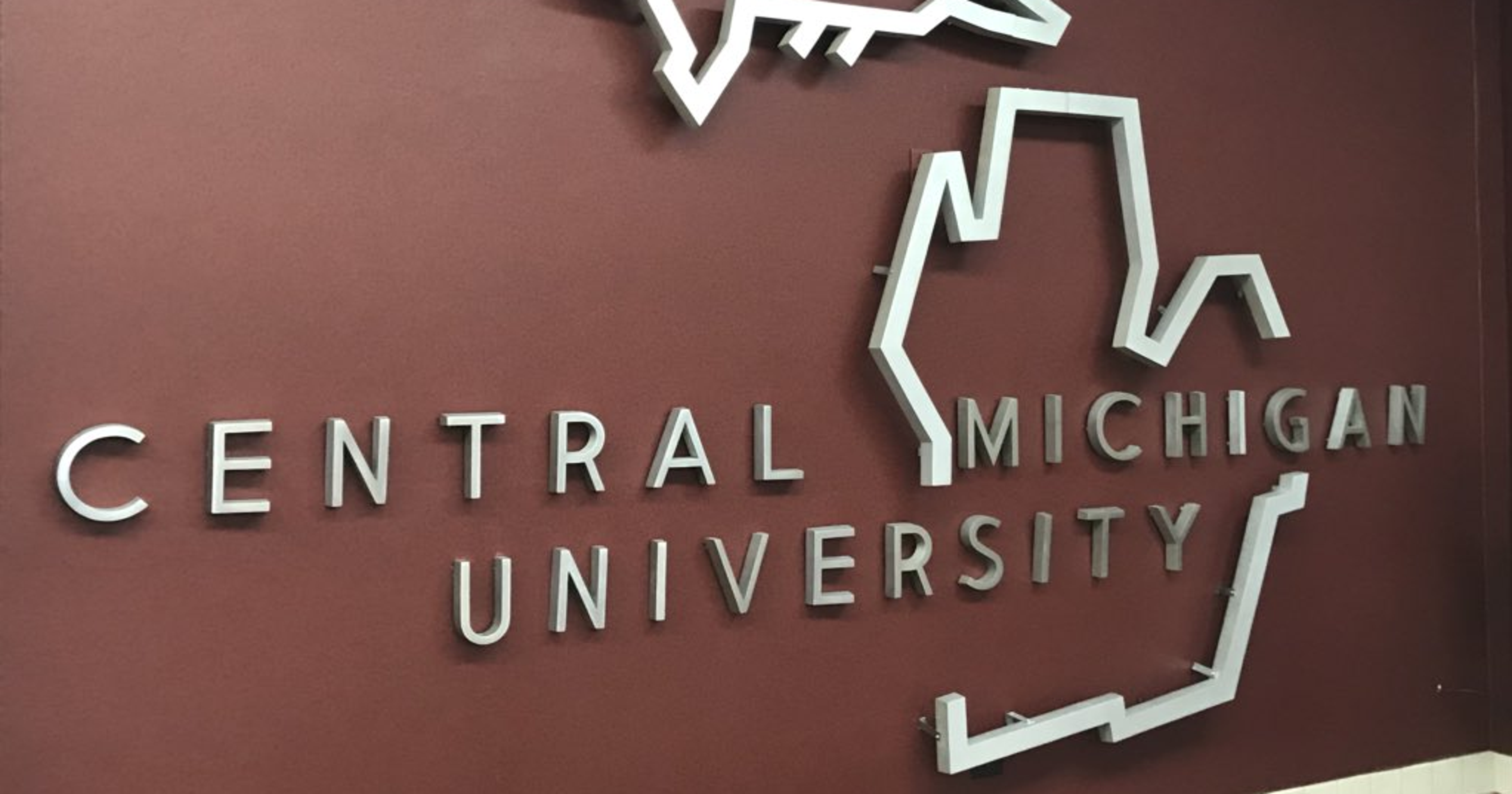 Central Michigan University freezes tuition for new students