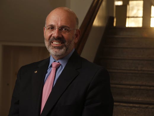 Joe DiPietro, University of Tennessee president, announces retirement