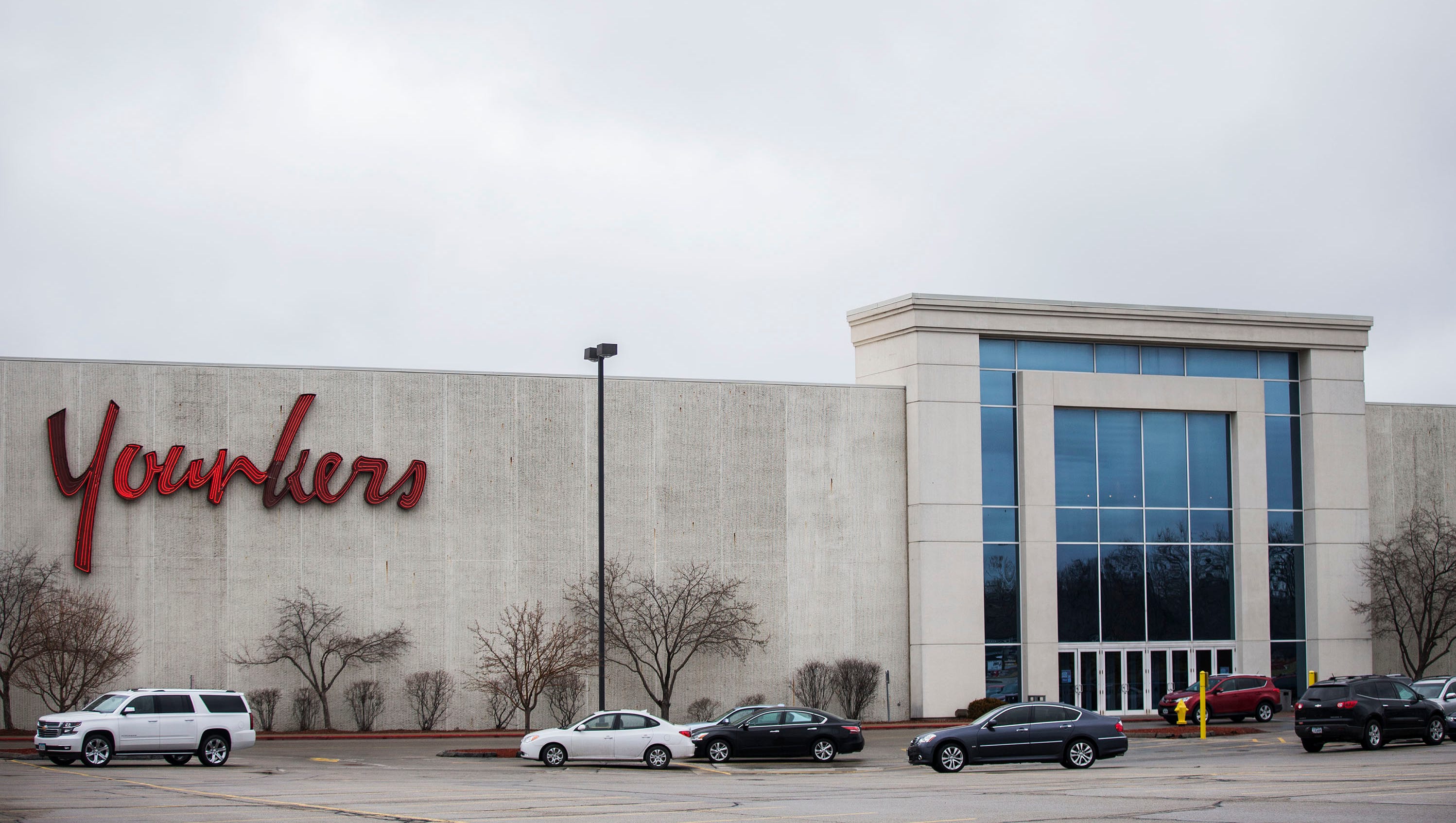 How Younkers fell from storied department store to Bon-Ton bankruptcy