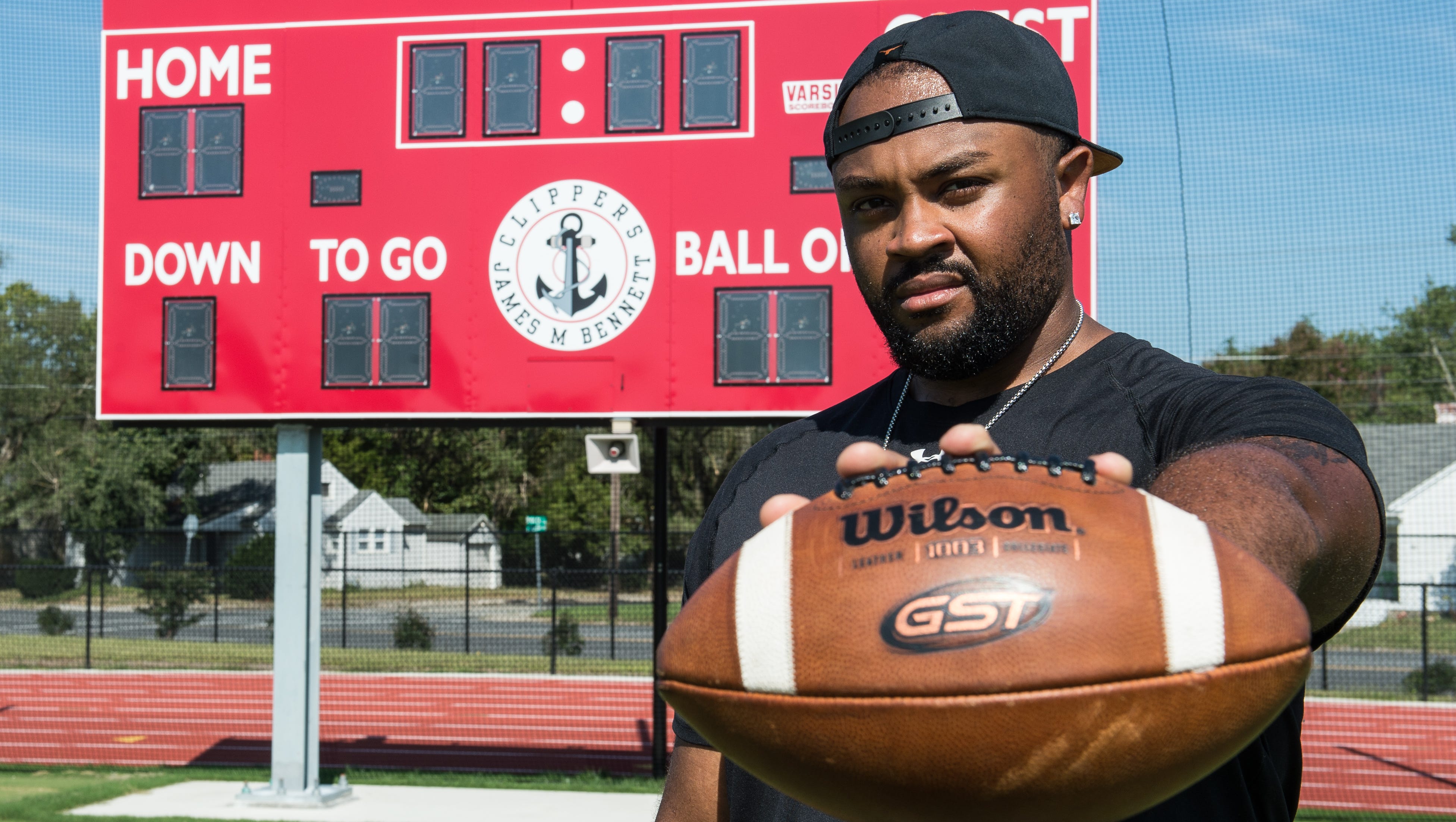 JMB football coach Rob Reed signs with National Arena League