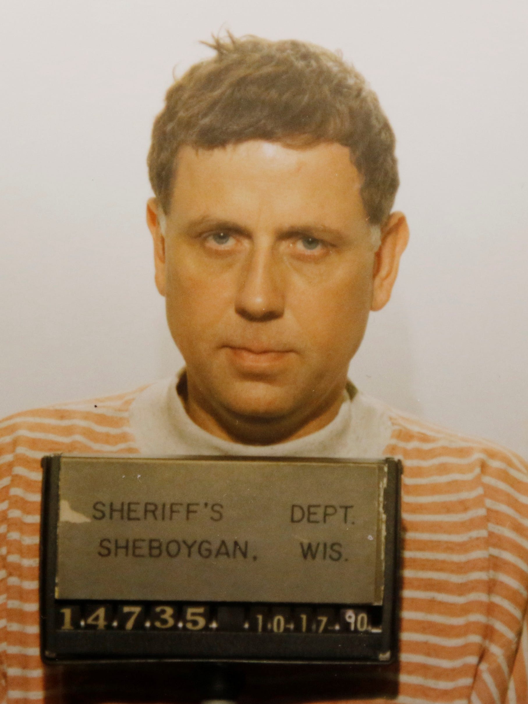 FBI: Bones from suspect's yard not Bobby Joe Fritz