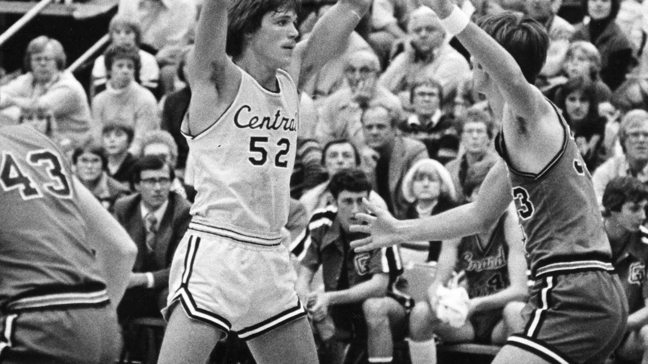 Tropf returns to MSU 40 years after player walkout