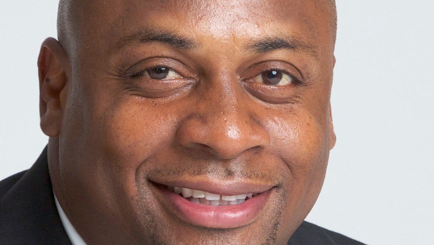 Commentary: NFL executive: Men must lead to end domestic violence