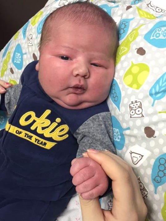 'Look for him in the NFL': 12-pound baby born in Mo.