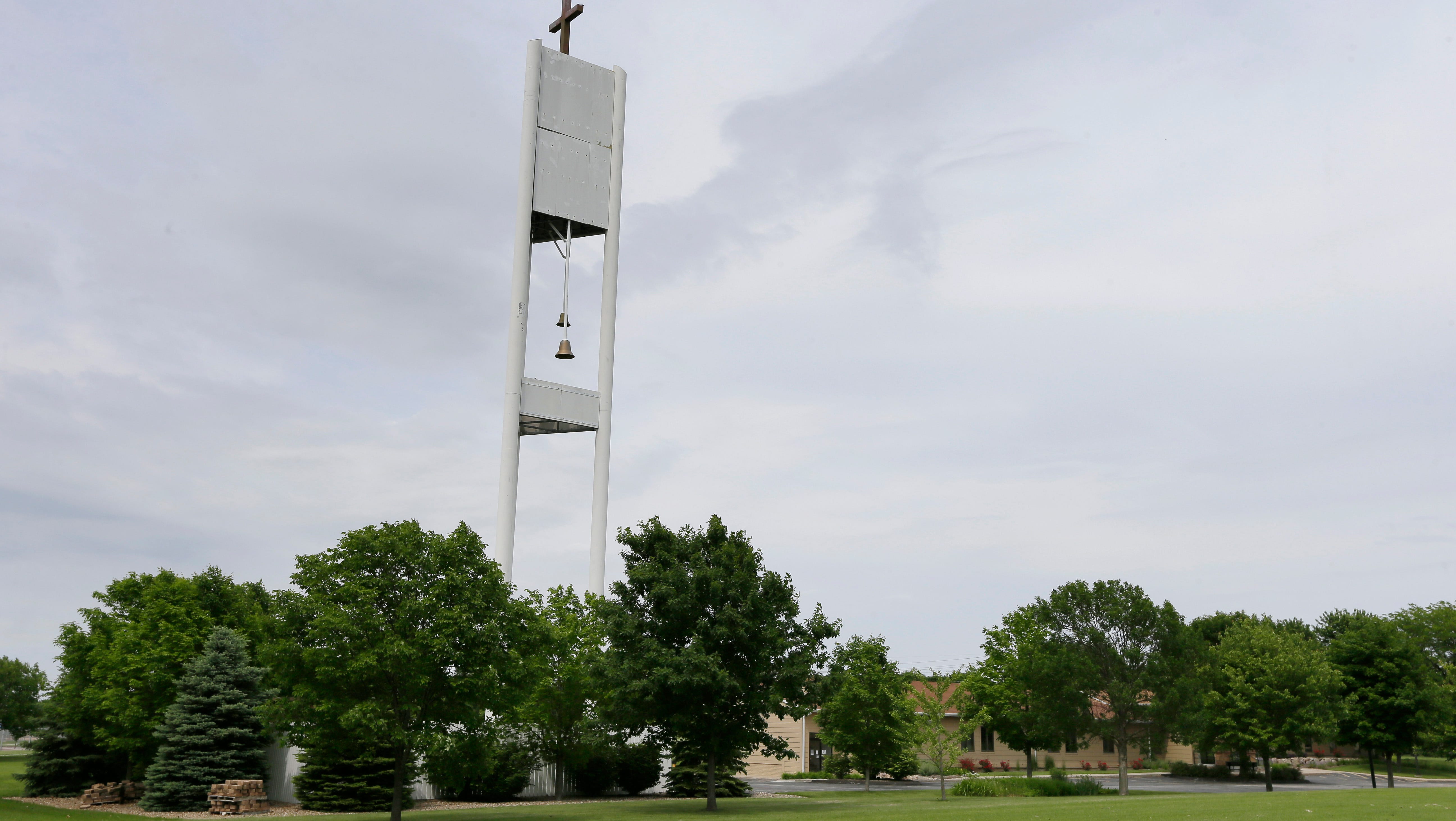 Wireless companies put up more 'stealth' towers