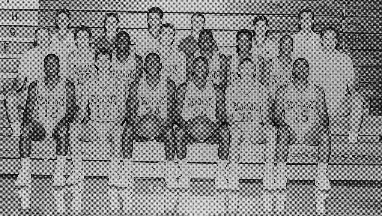 IHSAA basketball: What Muncie Fieldhouse means to former players