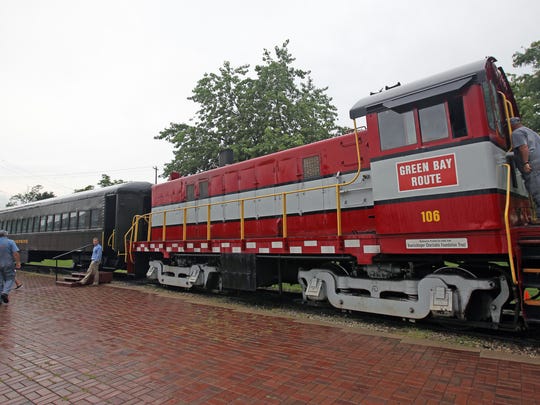 8 scenic train rides in Wisconsin