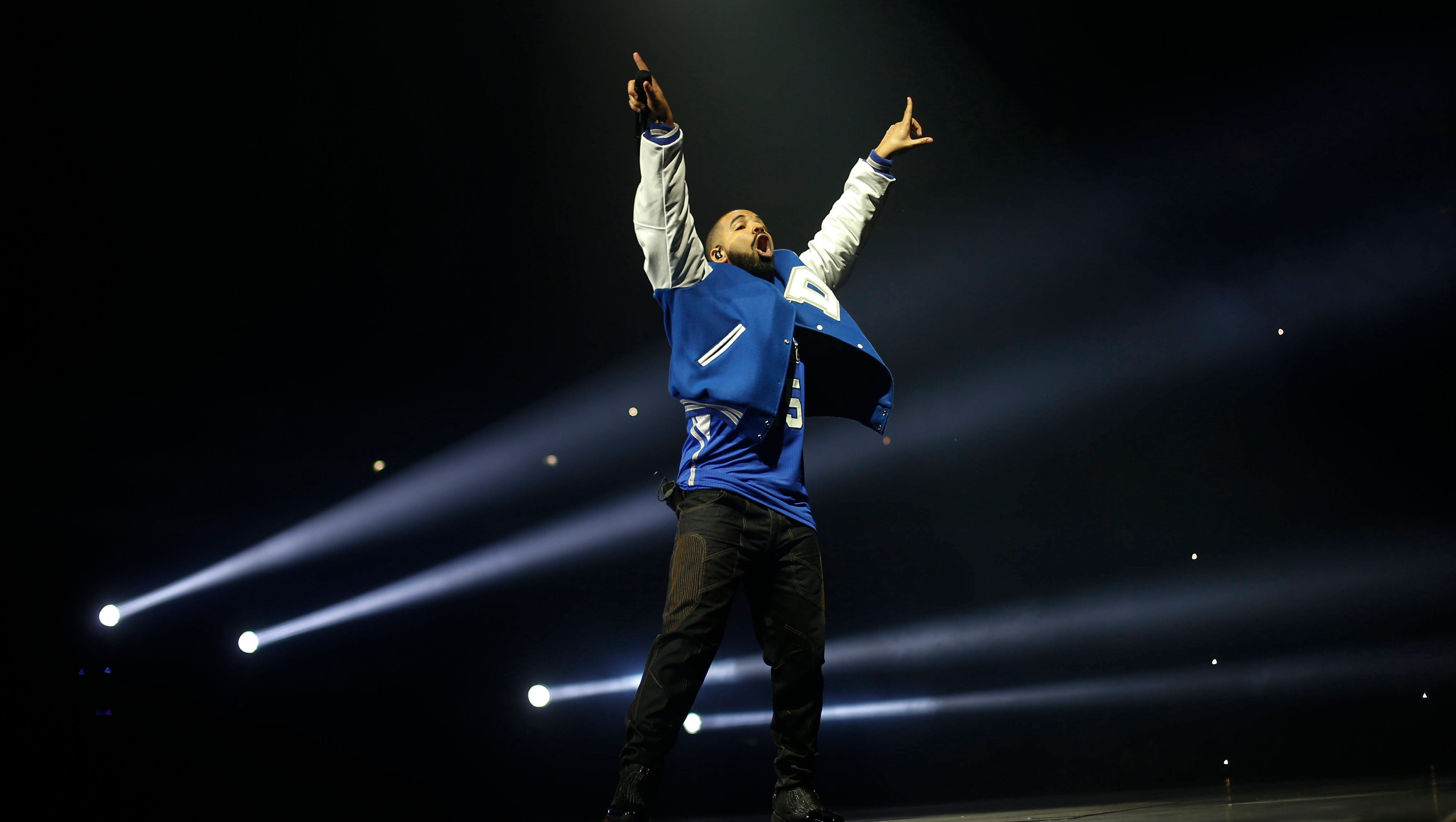 Drake lights arena stage on fire in debut Iowa show