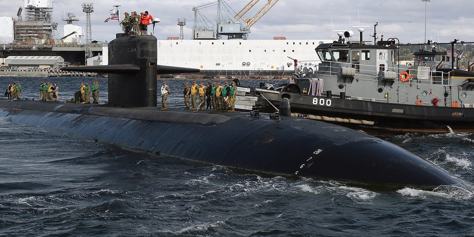 Uss Bremerton Makes Way To Puget Sound Naval Shipyard For Retirement