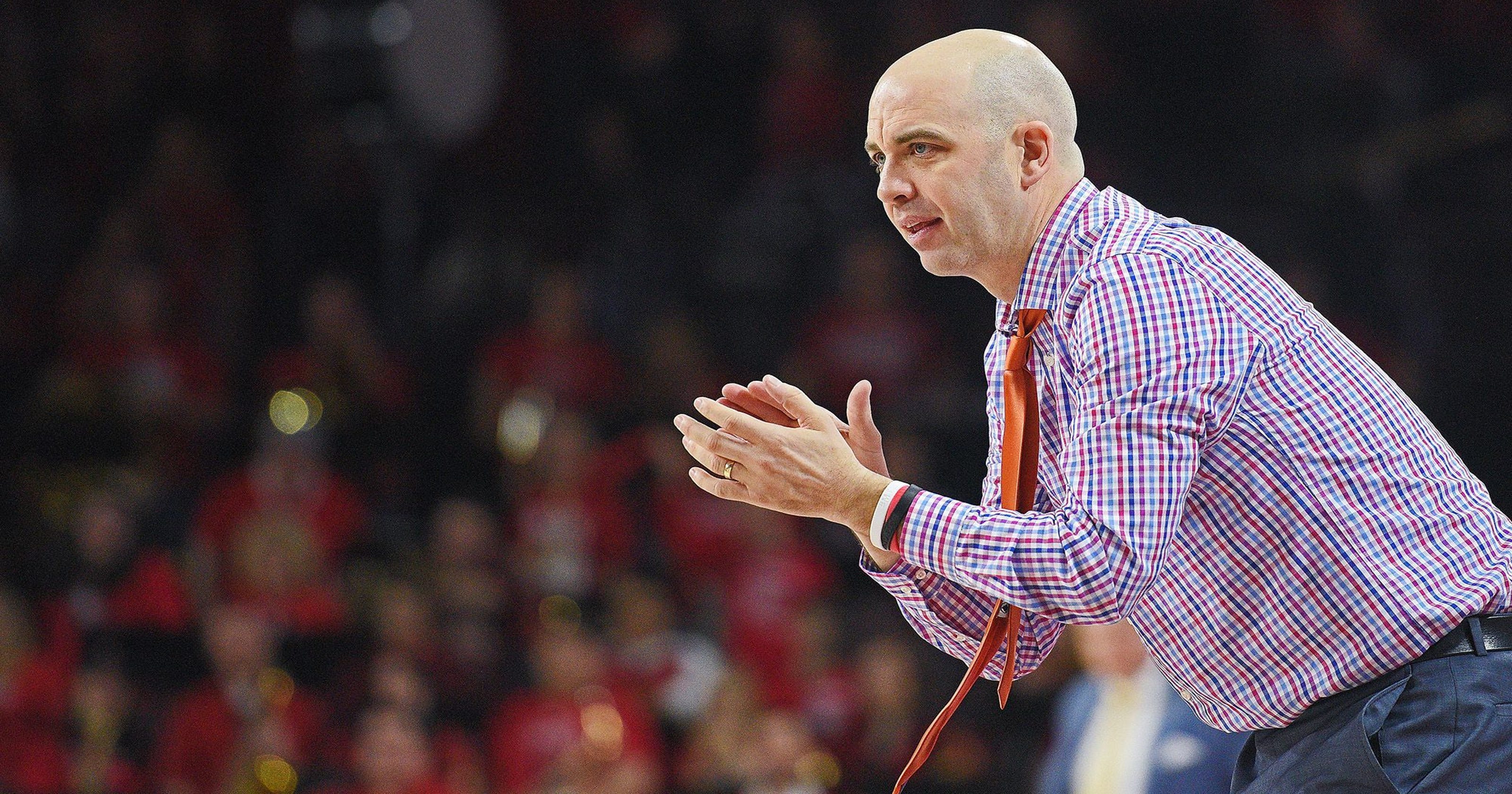 South Dakota's Craig Smith named men's basketball coach at Utah State