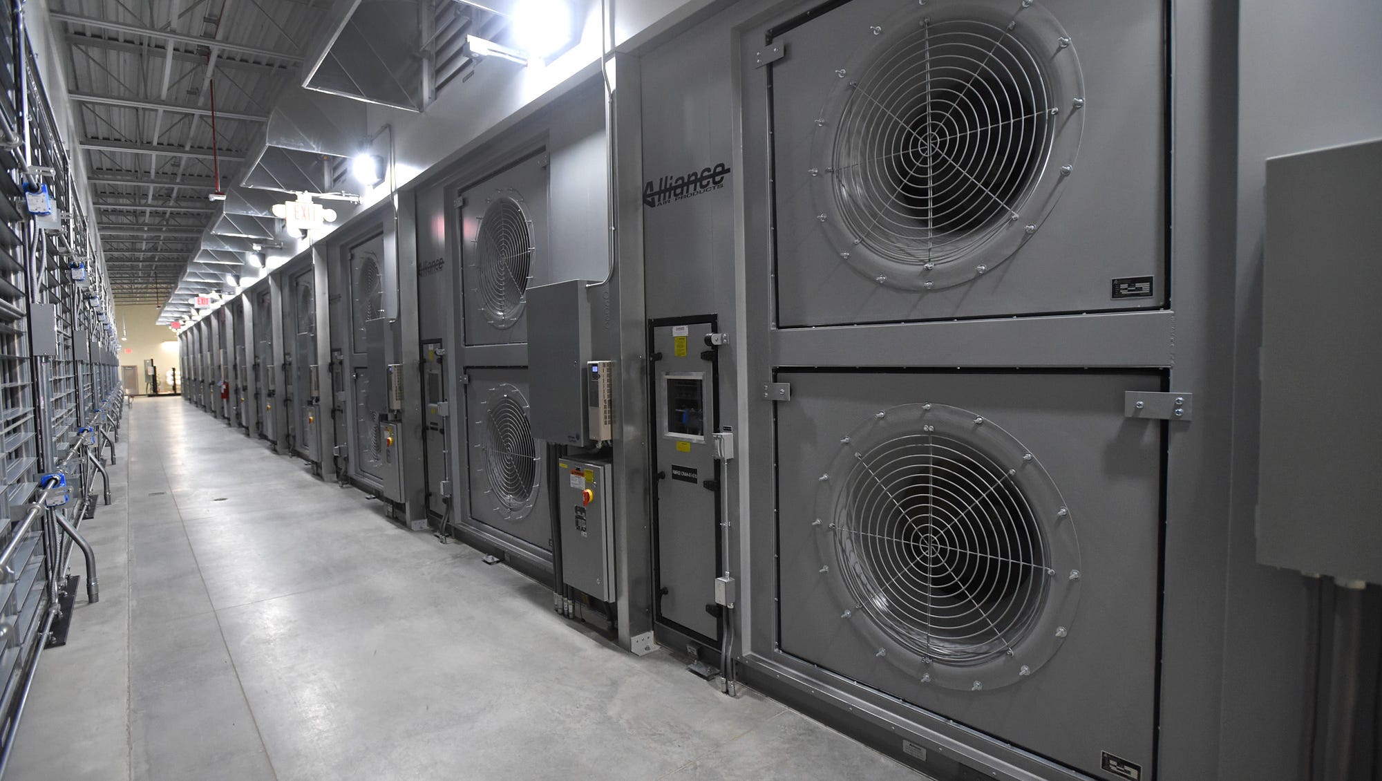 A rare look inside Apple’s expanding Reno data center