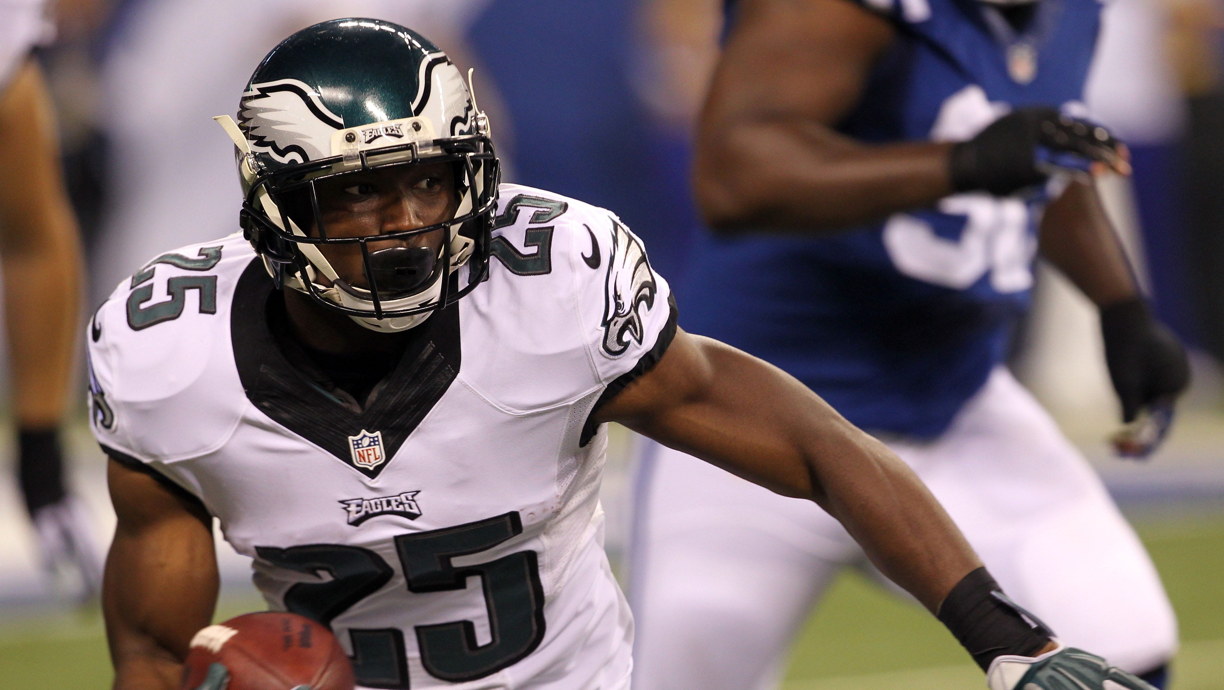 Eagles waiting on the real LeSean McCoy to emerge
