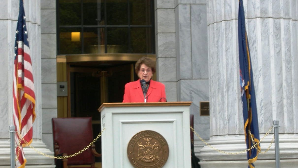 Judith Kaye, first woman chief judge, remembered "as remarkable leader"