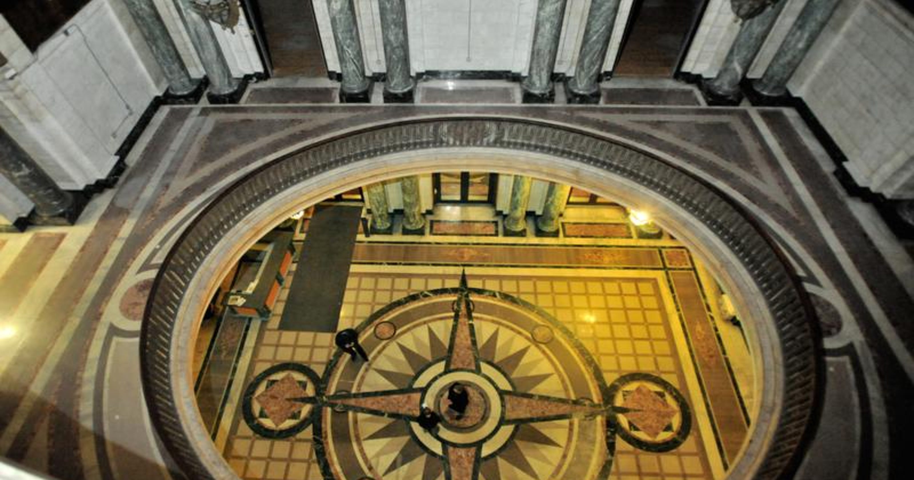 Indianapolis officials eye old City Hall for year-long planning effort