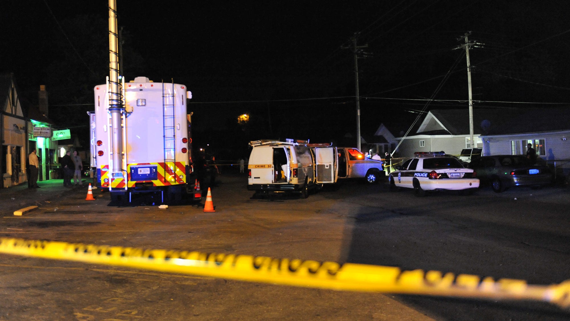 Residents shocked by shootings that killed Ind. officer