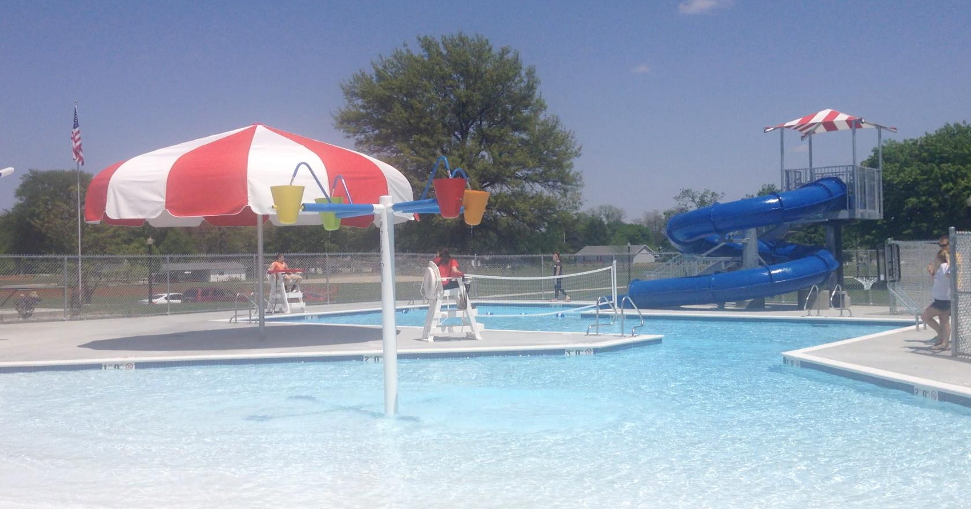 Waynetown pool makes a splash
