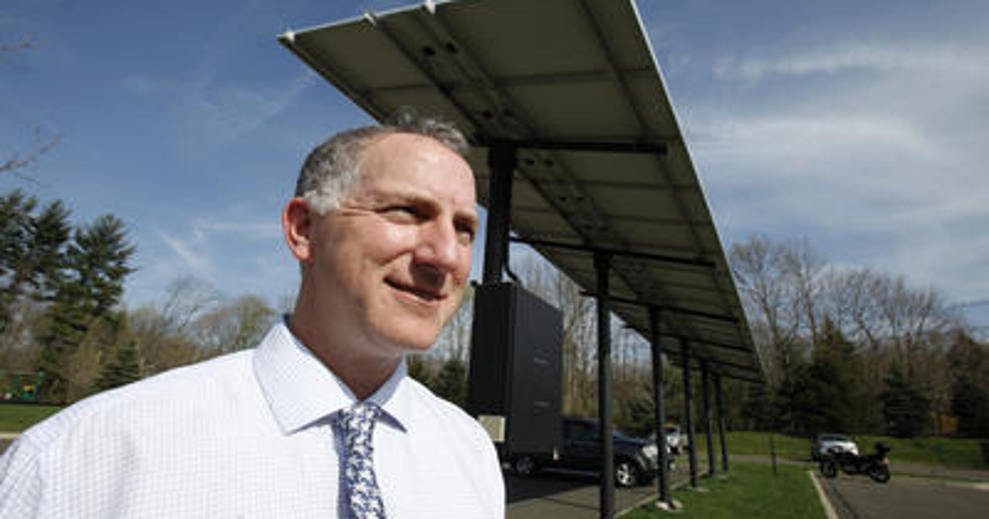 Montebello Mayor Jeff Oppenheim to resign, leave village