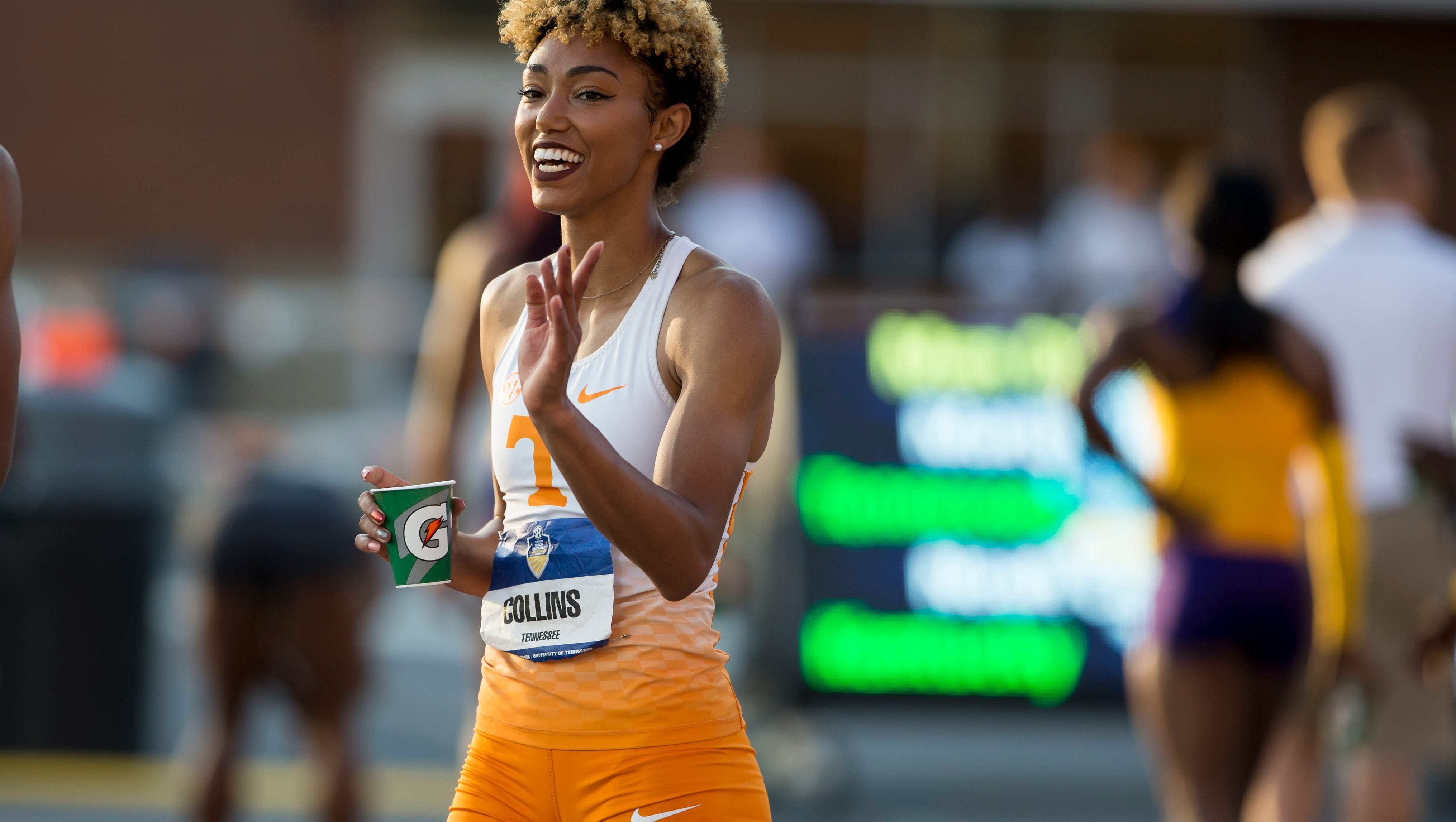 UT: Sprints record-holder Shania Collins going pro despite eligibility