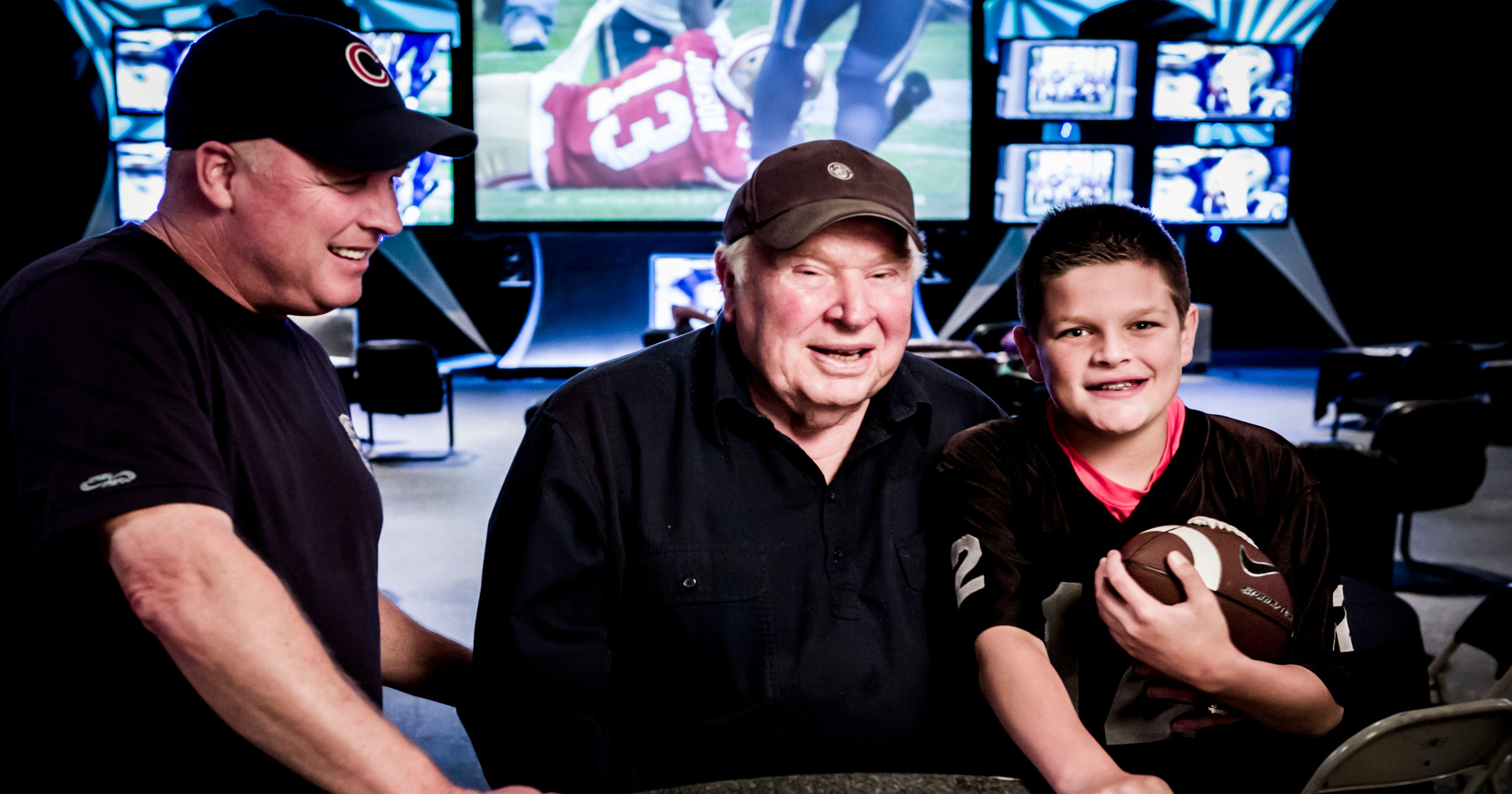 Surrounded by family, John Madden has new look on NFL