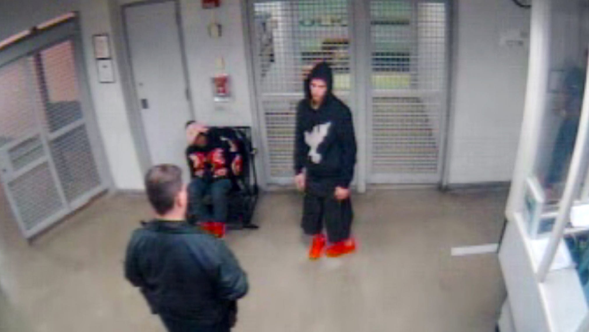 Justin Bieber Unsteady And Stumbling In Arrest Video