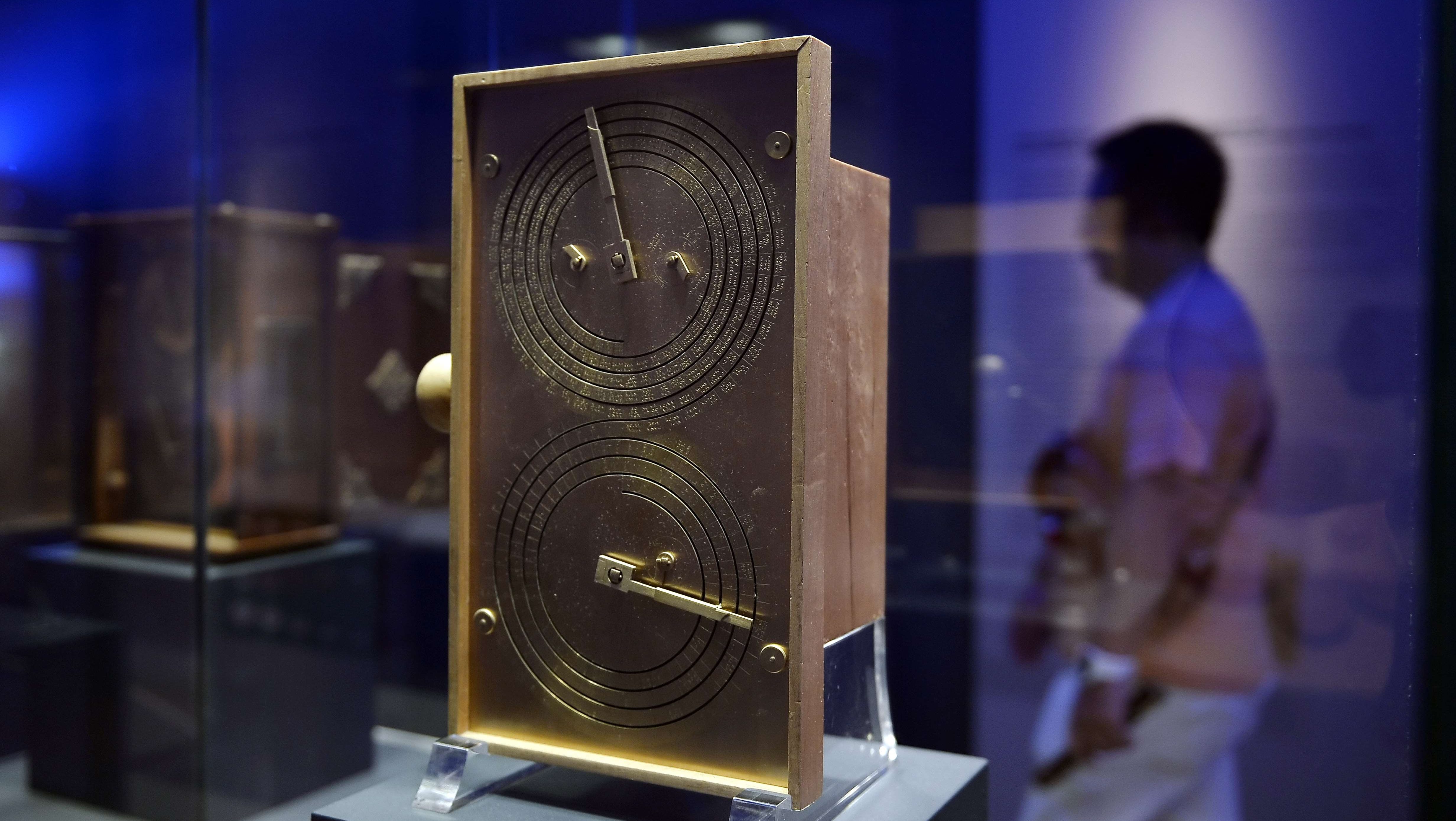 Shipwreck that gave up ancient 'computer' revisited