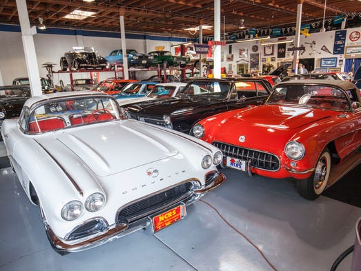 Reggie Jackson is auctioning off part of his car collection