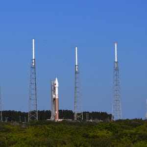 Atlas rocket launch successful day after explosion