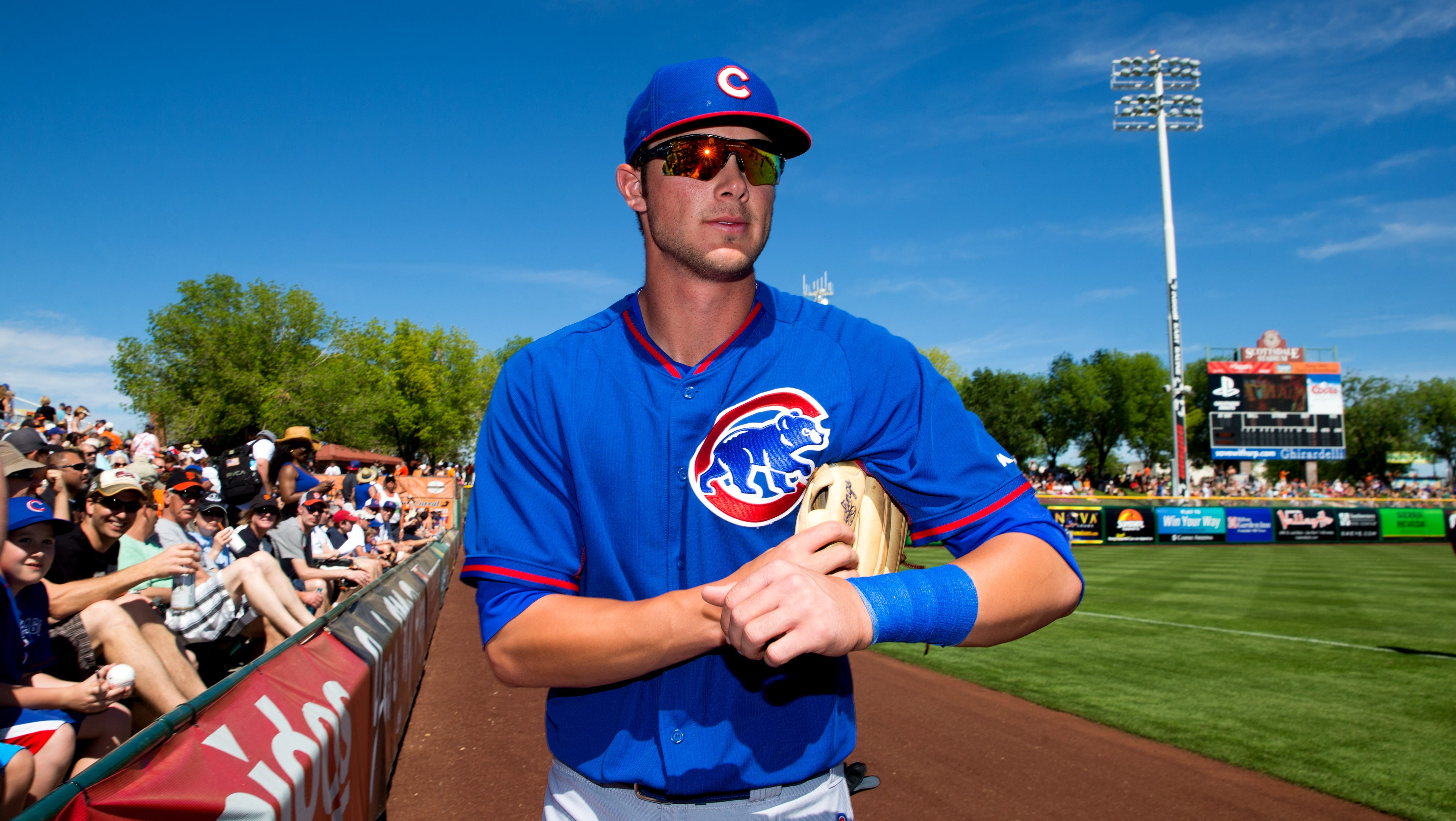 Electrifying Cubs prospect Kris Bryant earns player of year honor
