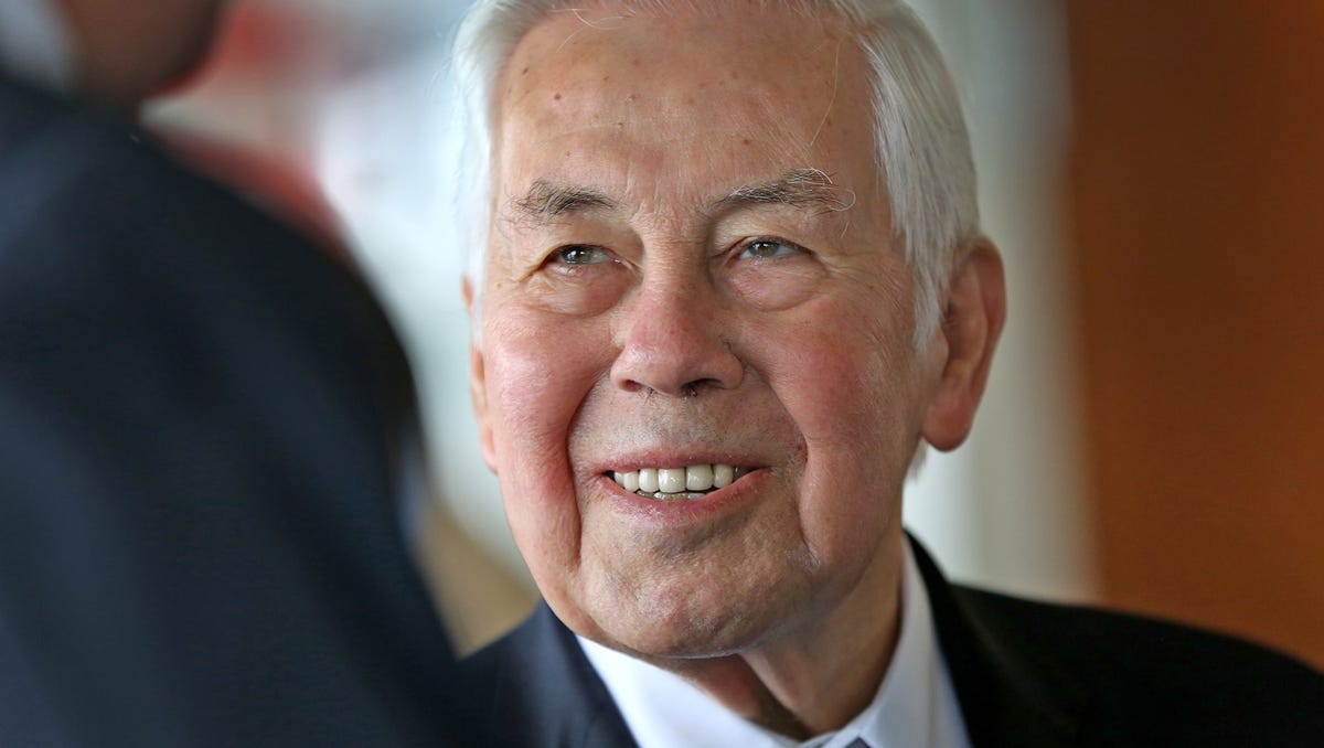 Photos: Senator Richard G. Lugar 1932-2019