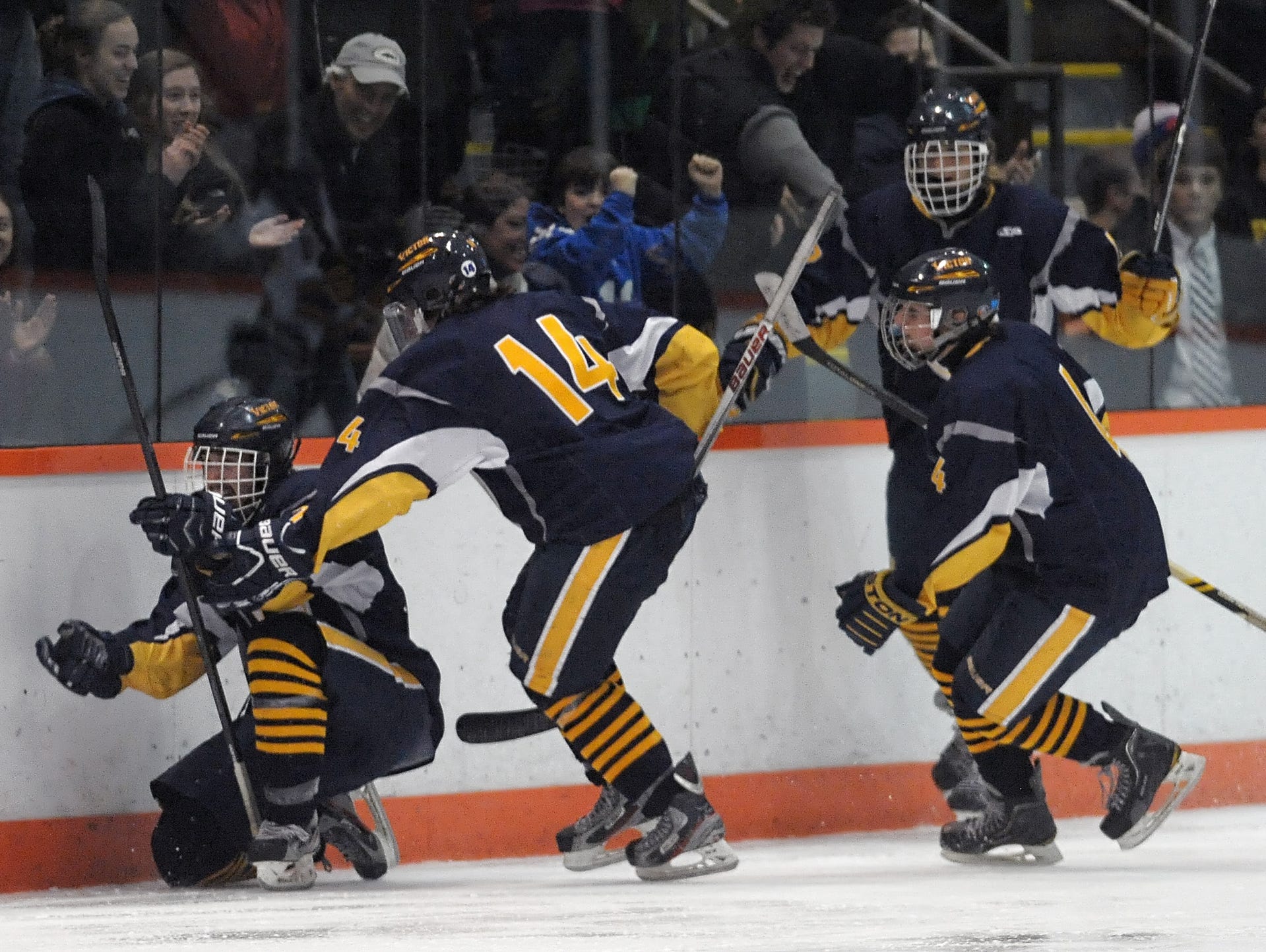 Victor Blue Devils Hockey - (Victor, NY)