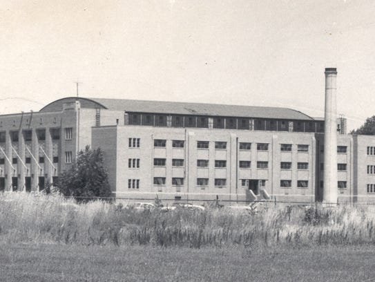 Did Seton Hall legend invent behind-the-back dribble?