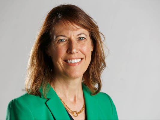 Three takeaways on Cindy Axne, 3rd District Democrat running for Congress