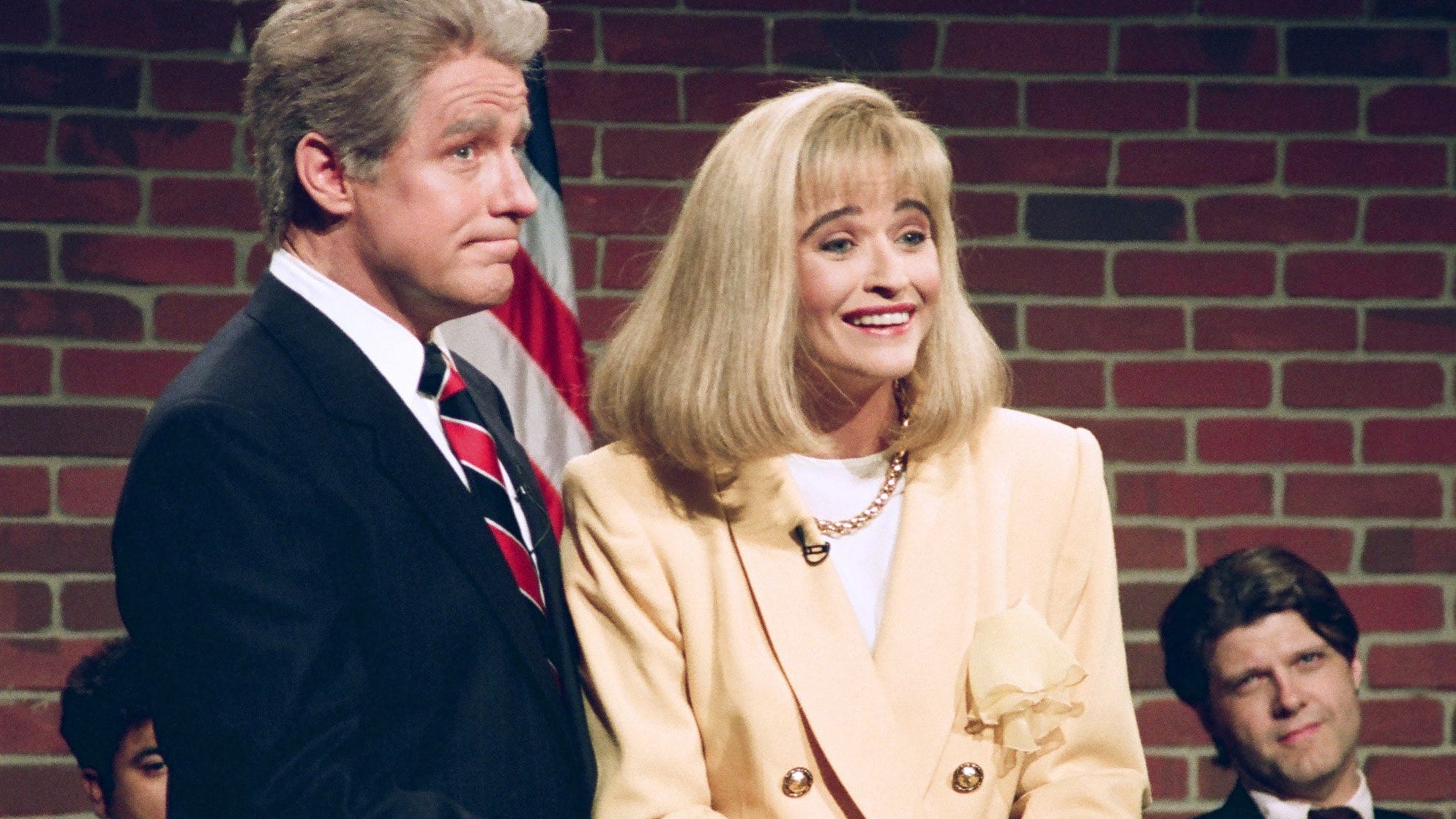 Celebrities remember 'SNL' star Jan Hooks