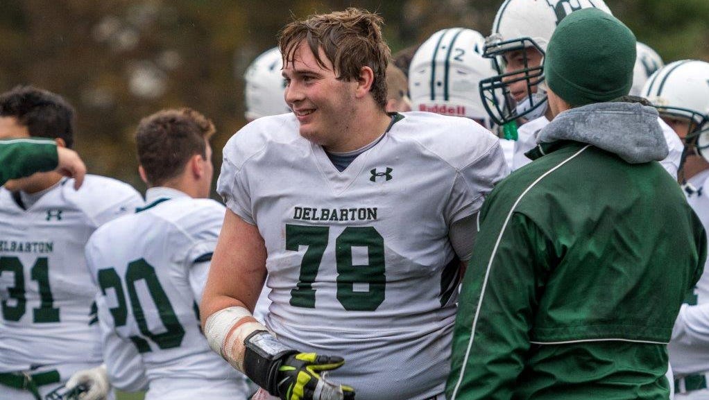 Delbarton lineman formalizes commitment to Naval Academy