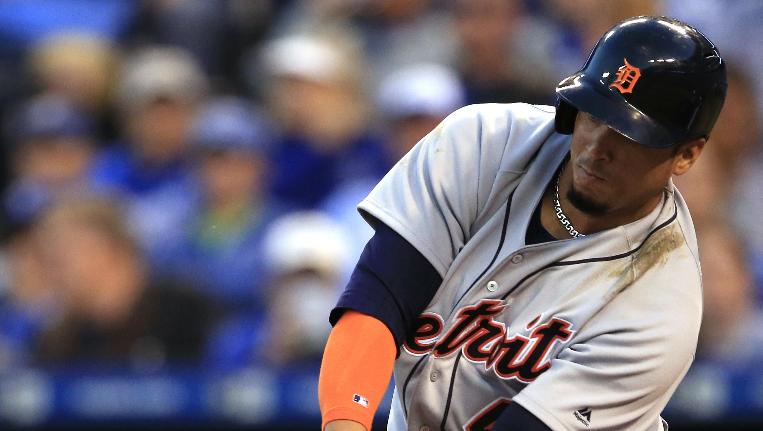 Martinez, Rodriguez reach milestones in win