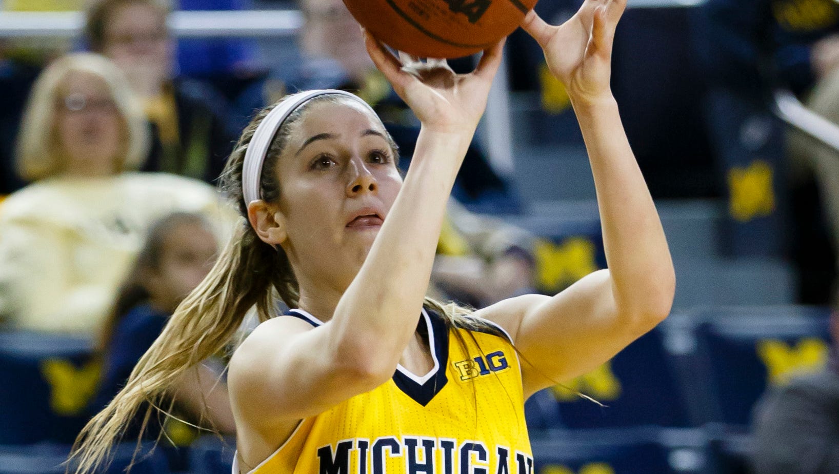 Father helps U-M's Katelynn Flaherty play up to her competition