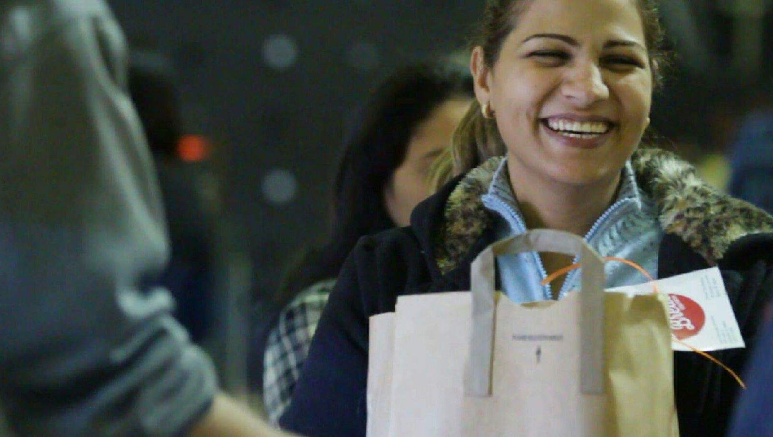 40 ways to help others this holiday season