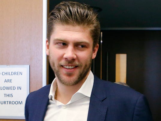 Ovi and Malkin at their draft. : r/hockey