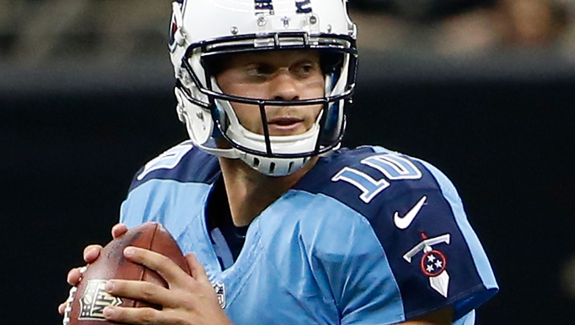 Jake Locker practices; usually returns strong after injury