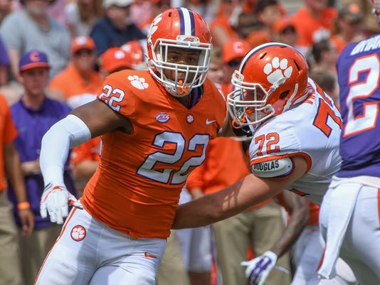 Clemson's Xavier Kelly finding 'new ways to create' with artwork