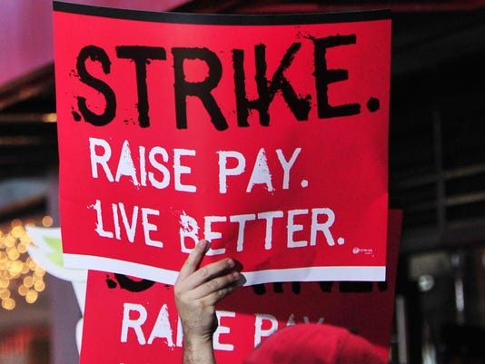 Local Low Wage Workers Strike For 15 An Hour